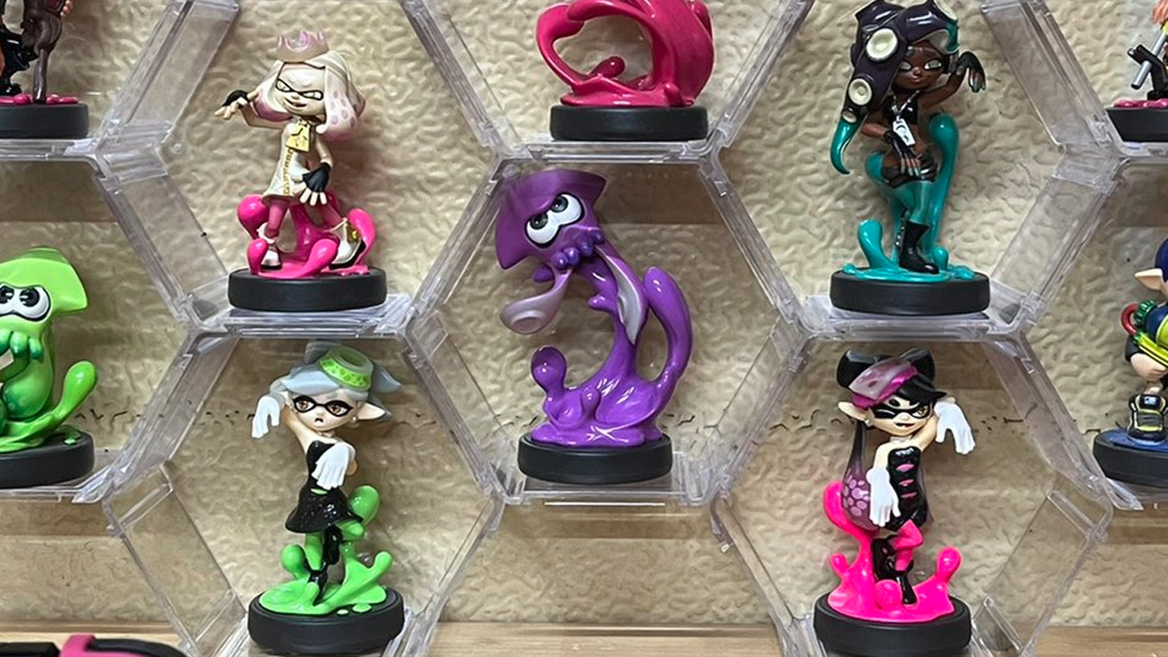 任天堂のamiibo、100均のセリアのケースが飾るのに良いと話題。ディスプレイスタンド | ゲームメモ